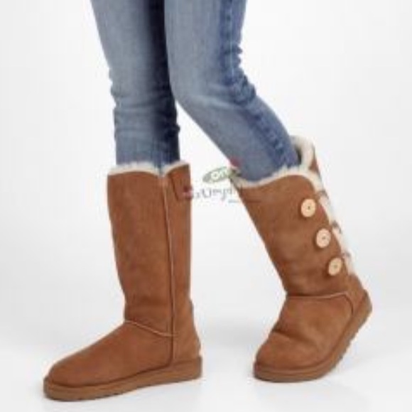 UGG | Shoes | Authentic Ugg 3 Button Bailey Boots | Poshmark
